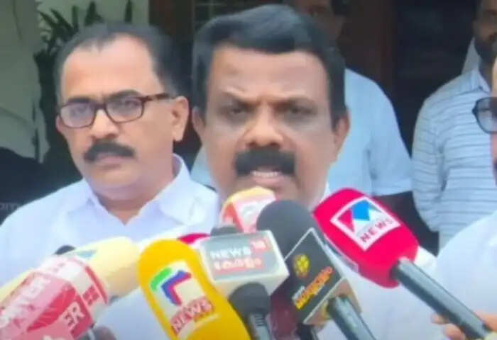 Balakrishnan Periya | 'ഉണ്ണിത്താനെതിരെ യുദ്ധം ഇന്ന് മുതൽ തുടങ്ങി ...